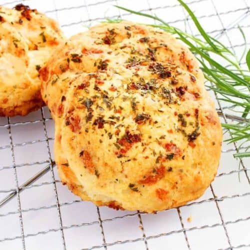 Air Fryer Garlic & Herb Biscuits - Fork To Spoon