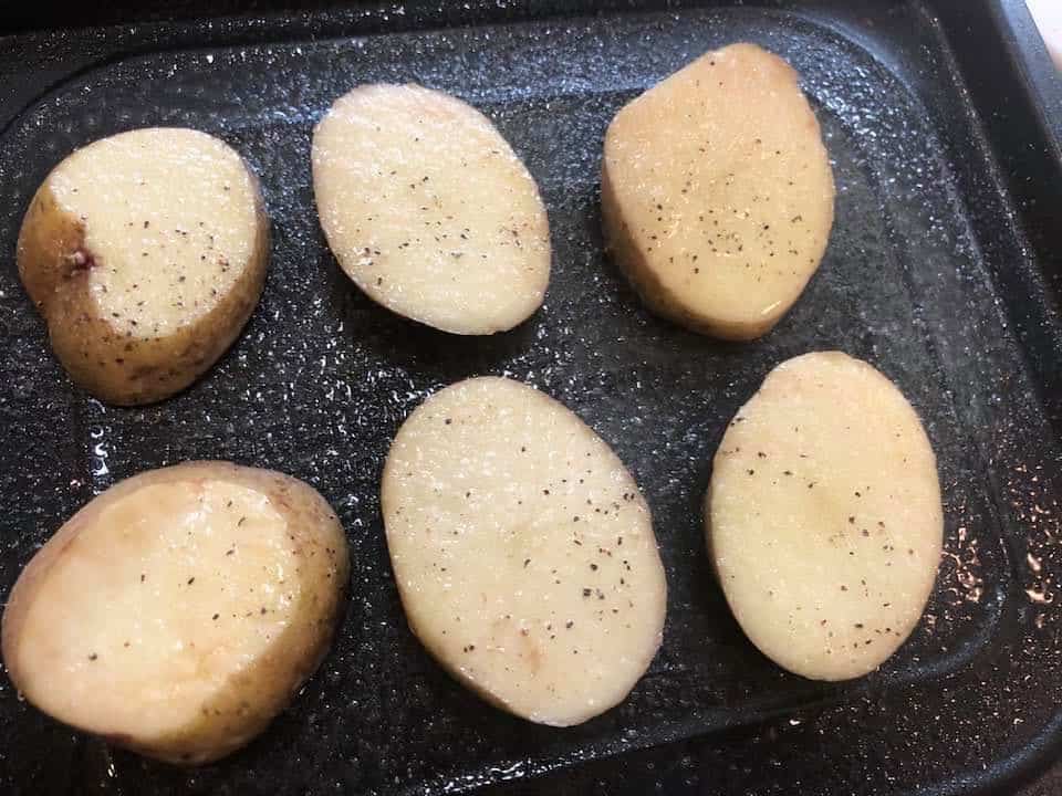 Air Fryer Loaded Potato Rounds - Fork To Spoon