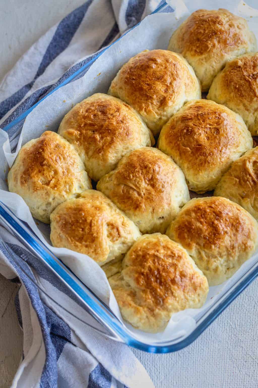 Easy Instant Pot Dinner Rolls - Fork To Spoon