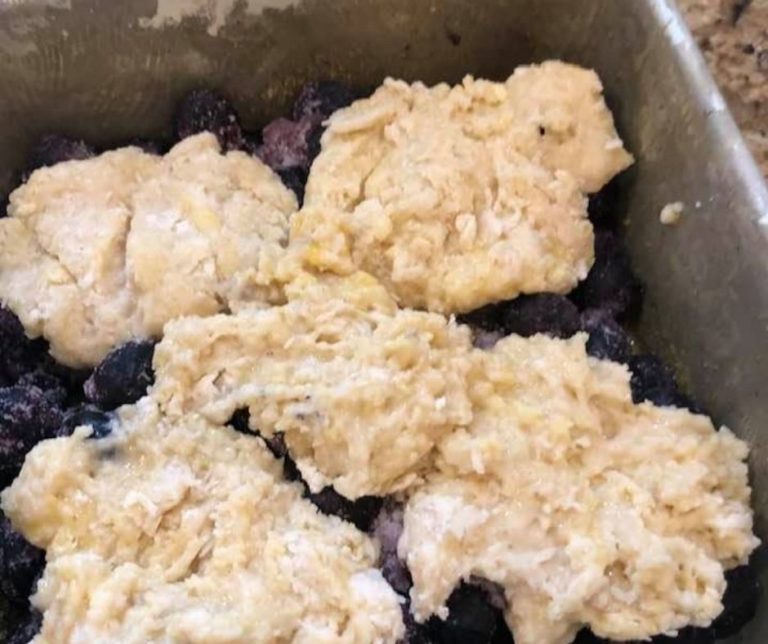 Air Fryer Easy Blueberry Cobbler - Fork To Spoon