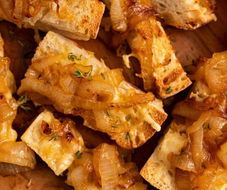 Air Fryer French Onion Cheese Bread - Fork To Spoon