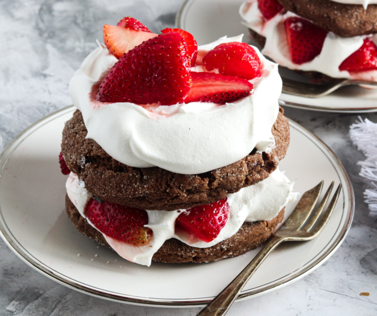 Air Fryer Chocolate Strawberry Shortcakes - Fork To Spoon