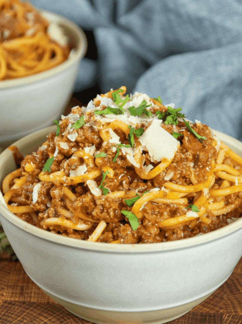 Easy Ninja Foodi Spaghetti Bolognese Recipe - Fork To Spoon