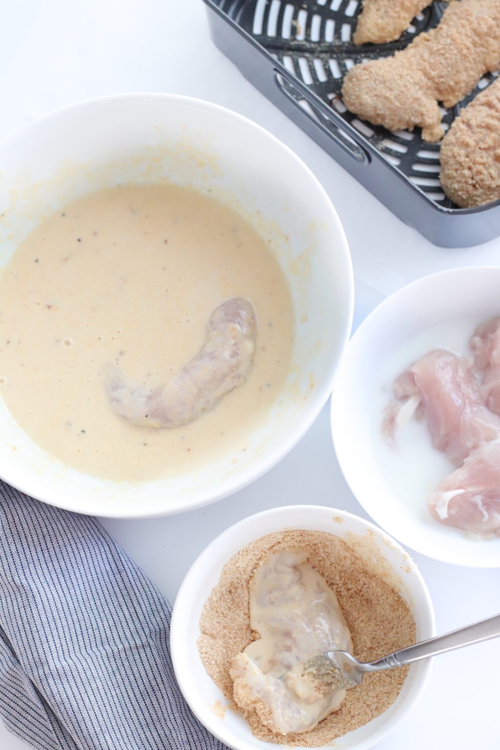 Air Fryer Cornbread Crusted Chicken Tenders - Fork To Spoon
