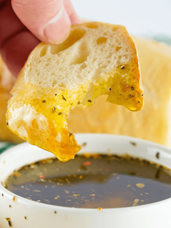 Johnny Carino’s Olive Oil Dip Recipe - Fork To Spoon