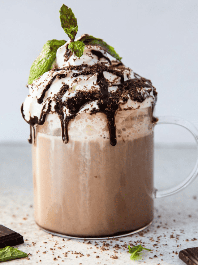 Easy Cafe Mocha Latte Recipe - Fork To Spoon