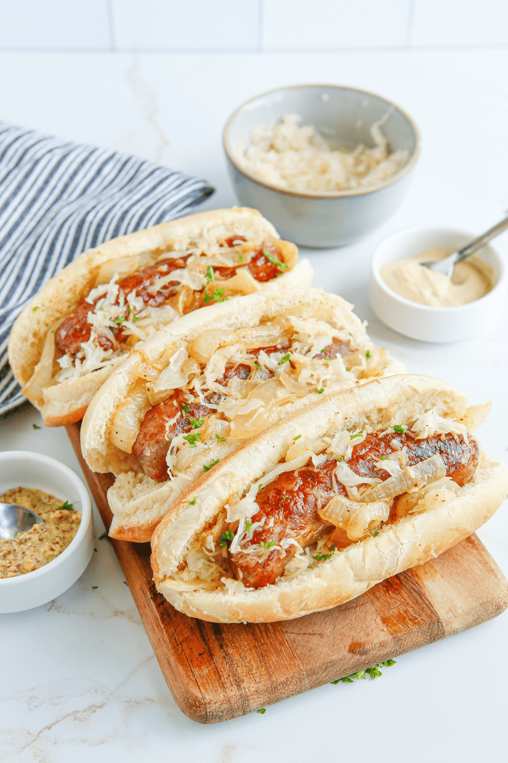 How to Cook Brats in the Oven - Fork To Spoon