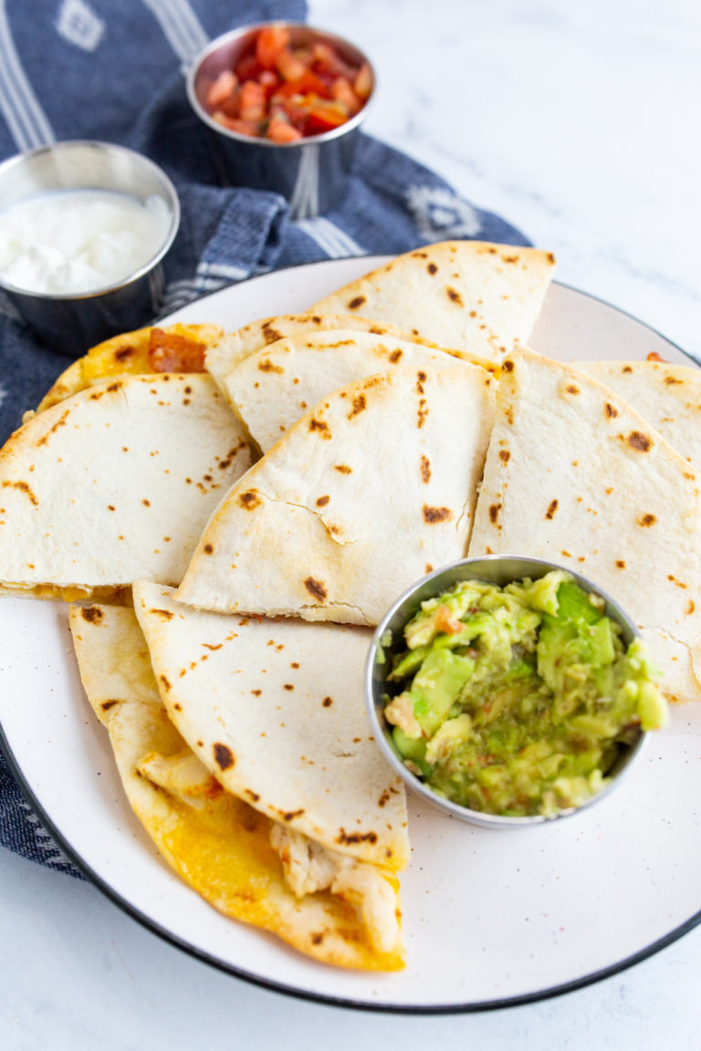 Chili’s Bacon Ranch Chicken Quesadillas - Fork To Spoon