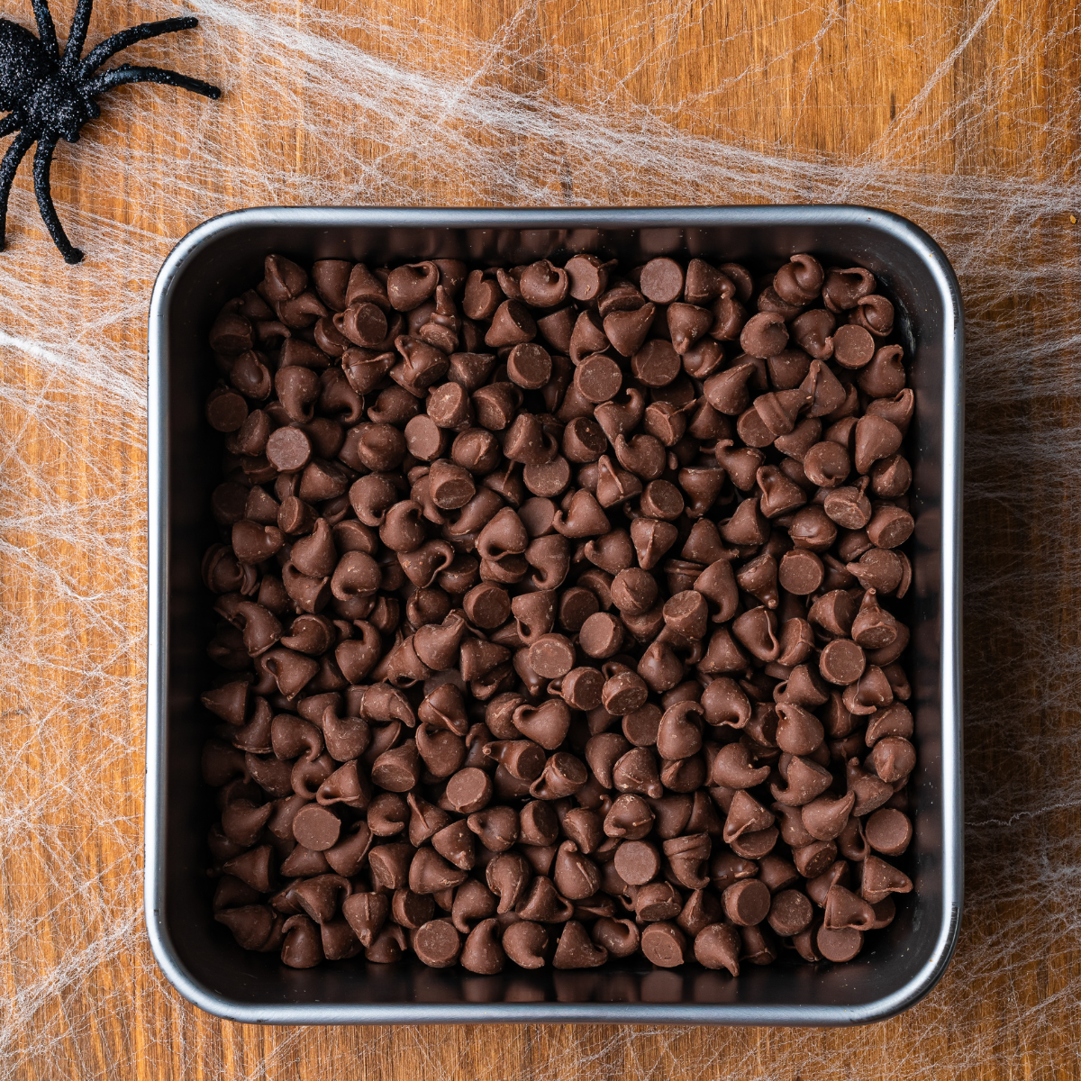 Easy Air Fryer Halloween S’mores Dip - Fork To Spoon