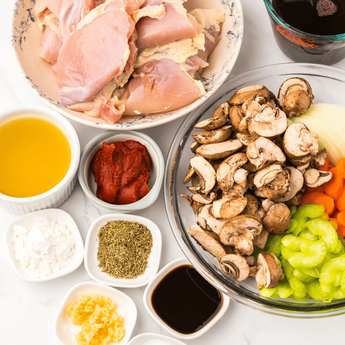 Easy Slow Cooker Chicken Merlot - Fork To Spoon