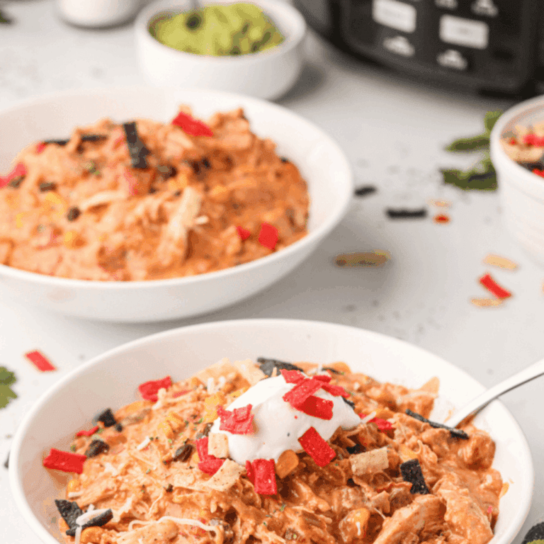 Ruby Tuesday White Chicken Chili Recipe - Fork To Spoon